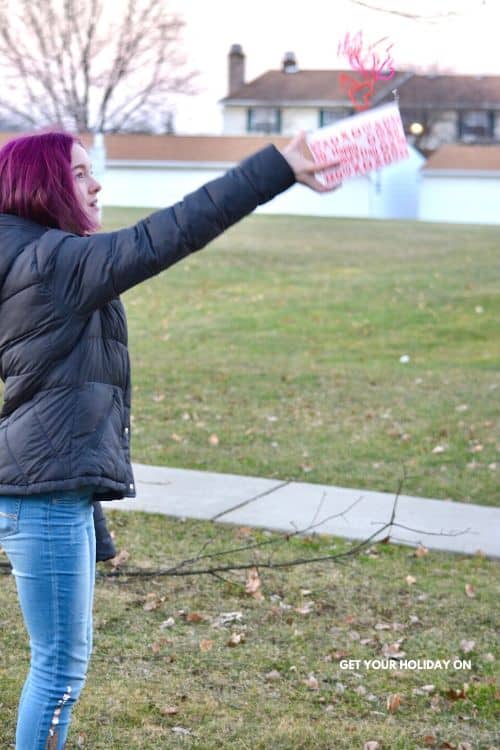 How to Play Catch My Heart Valentine's Game | Get Your Holiday On